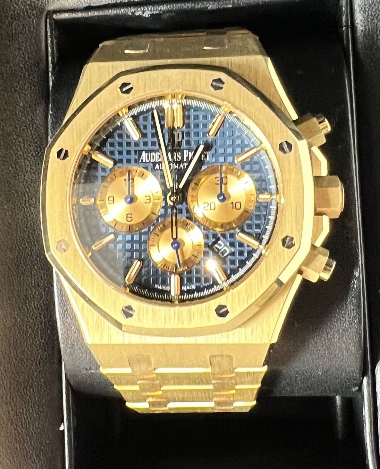 2018 Rare Yellow Gold Blue Dial 41mm 18k Royal Oak Chronograph Box ...
