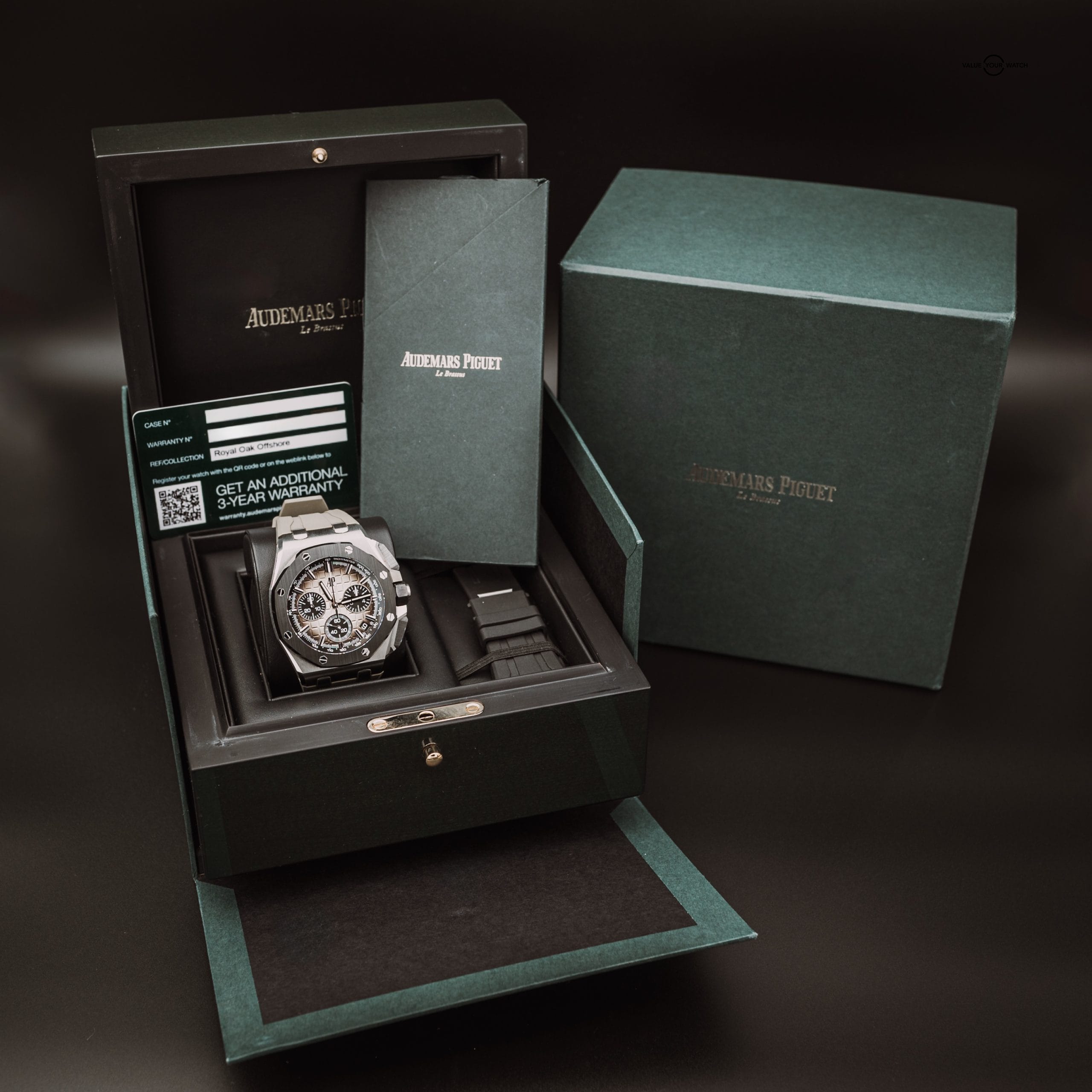 Audemars Piguet Royal Oak Offshore Chronograph Smoked/Taupe Audemars Piguet Royal Oak Offshore Chronograph Smoked/Taupe