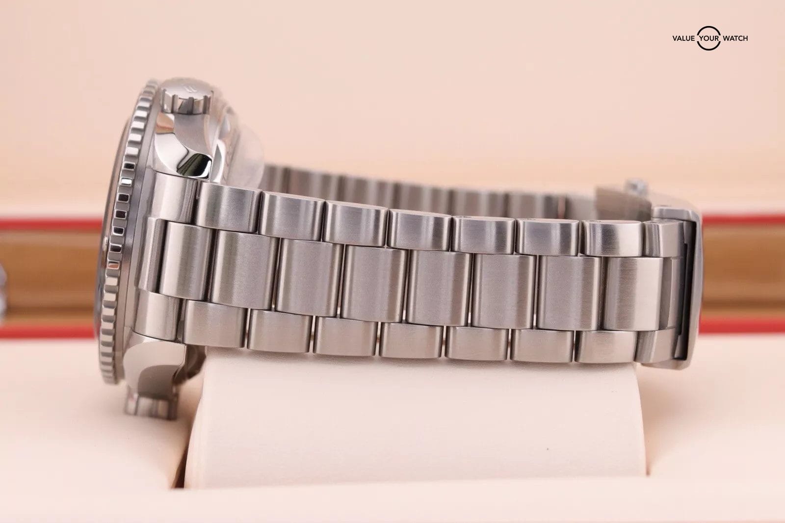 2022 OMEGA Seamaster Planet Ocean 43.5mm Calibre 8900 215.30.44.21.01 ...