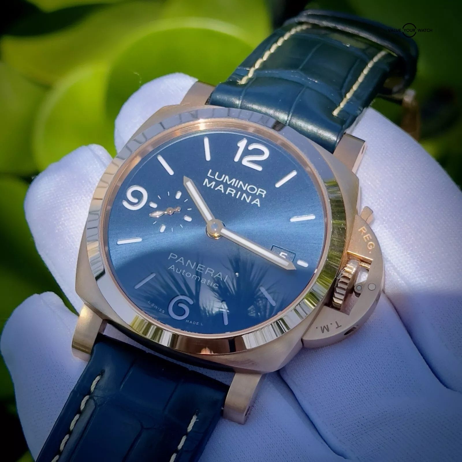 Panerai Luminor Marina Goldtech 44mm Blue Dial PAM01112 - Extra Strap ...
