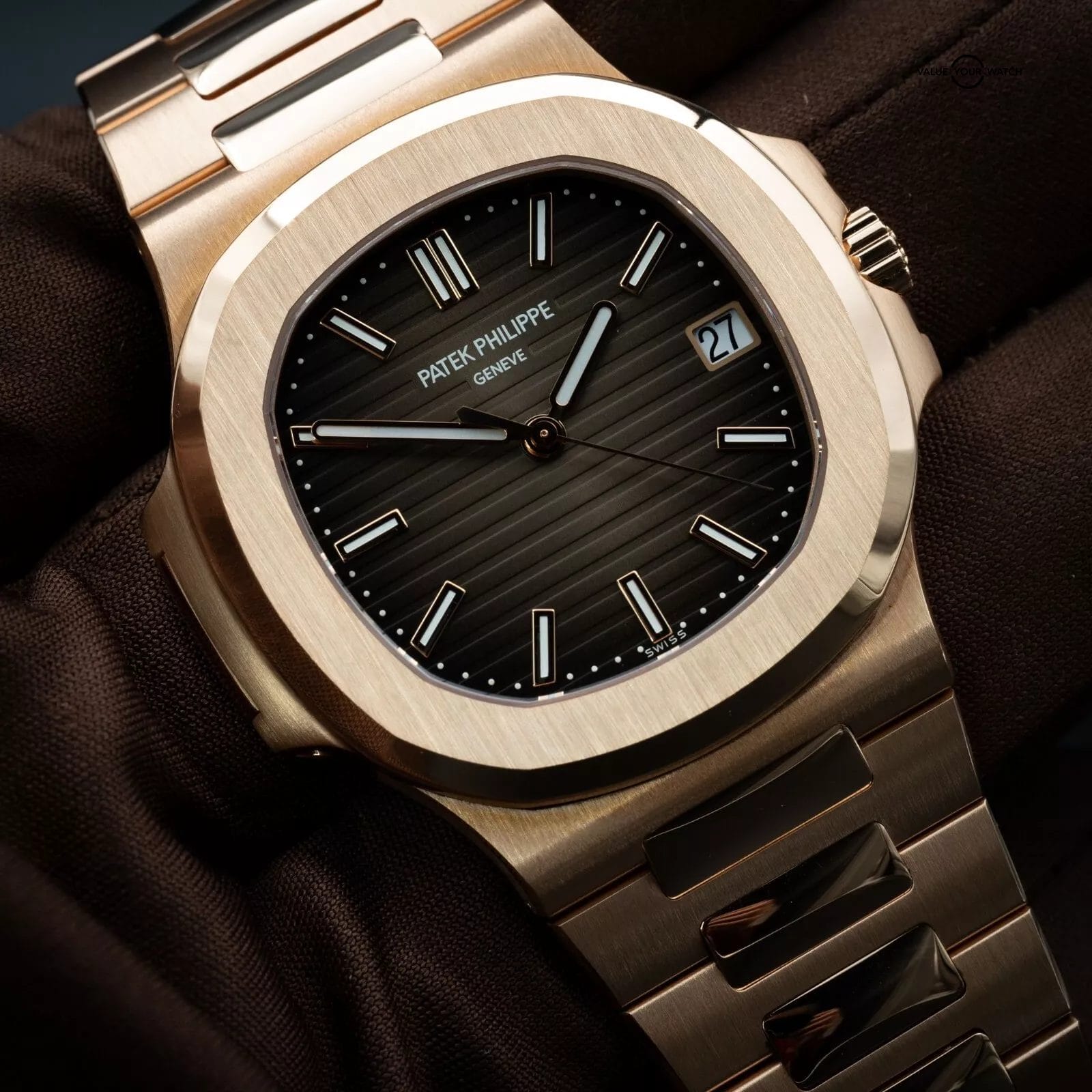 2019 Patek Philippe Nautilus 5711/1R - NEW 330 MOVEMENT & CLASP - Rose ...