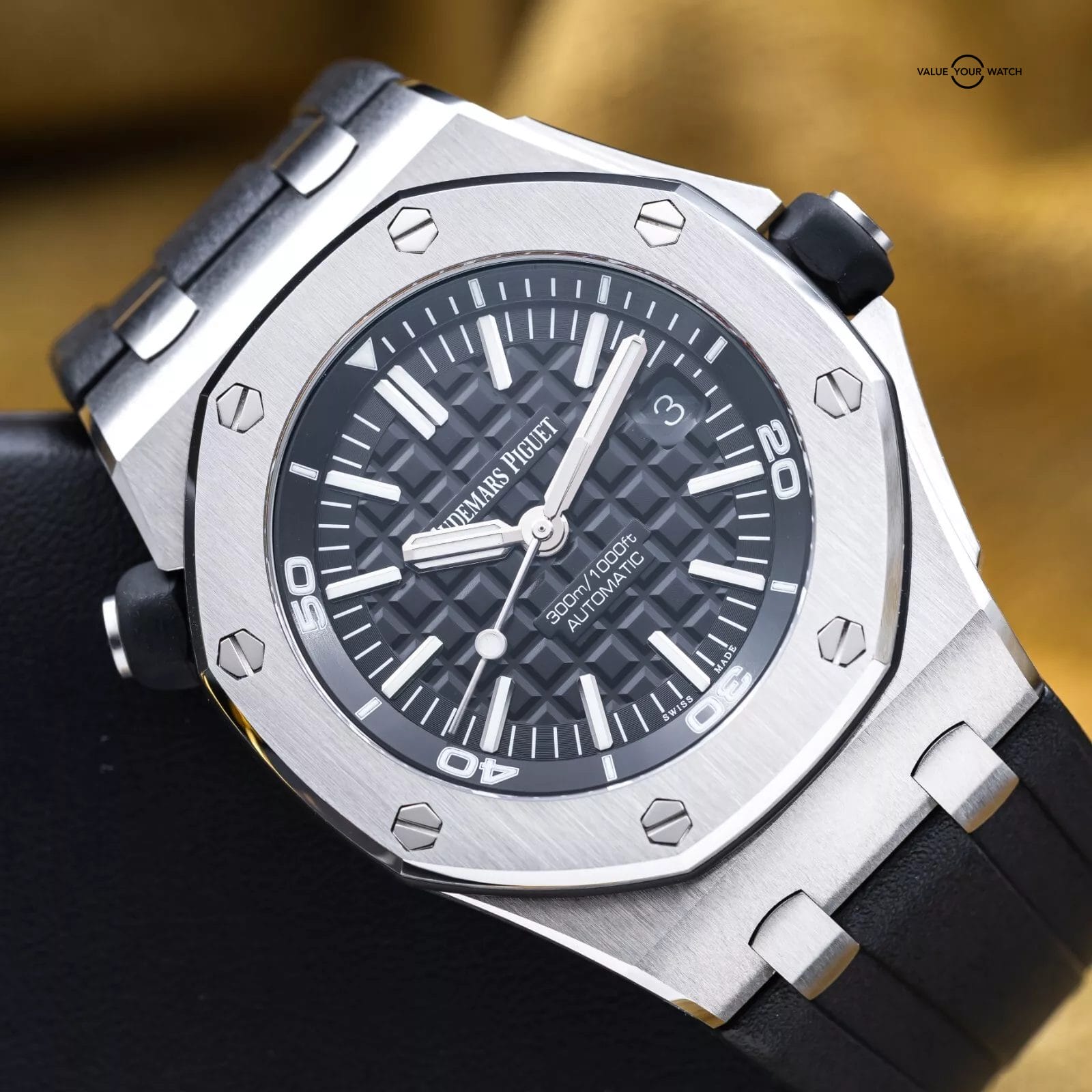 Audemars Piguet Royal Oak Offshore Diver 42mm Black Dial AP 15710ST ...