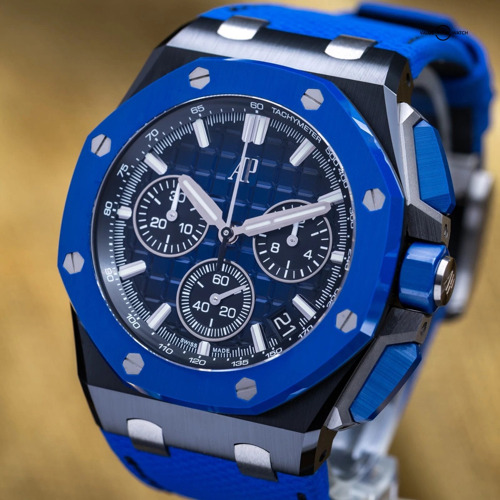 Audemars Piguet Royal Oak Offshore Chronograph 43mm Ceramic AP 26420ce ...