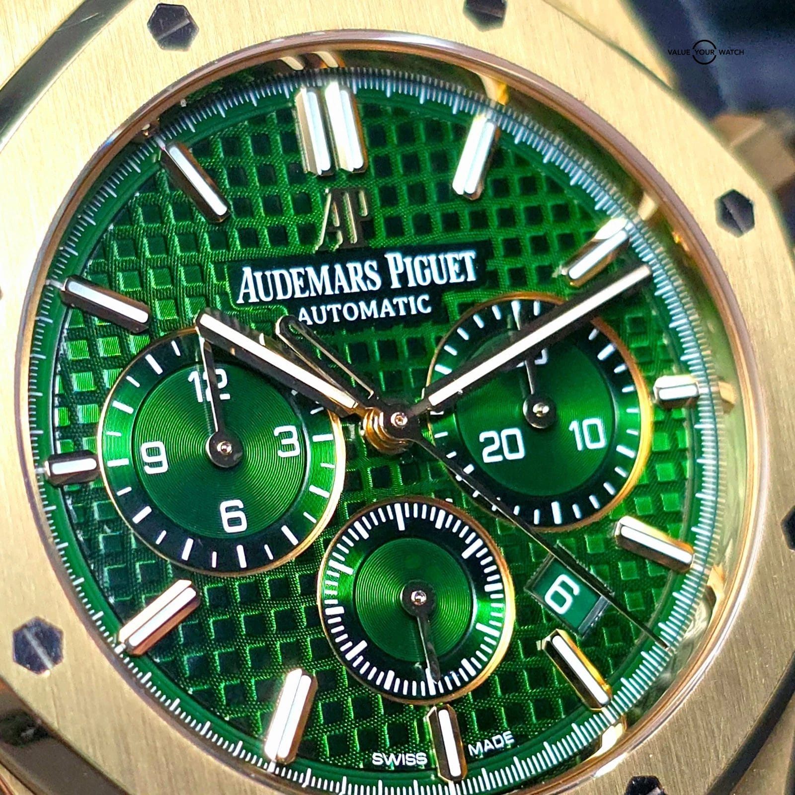 Audemars Piguet Royal Oak Chronograph, 1 of 125 Green dial in 18k ...