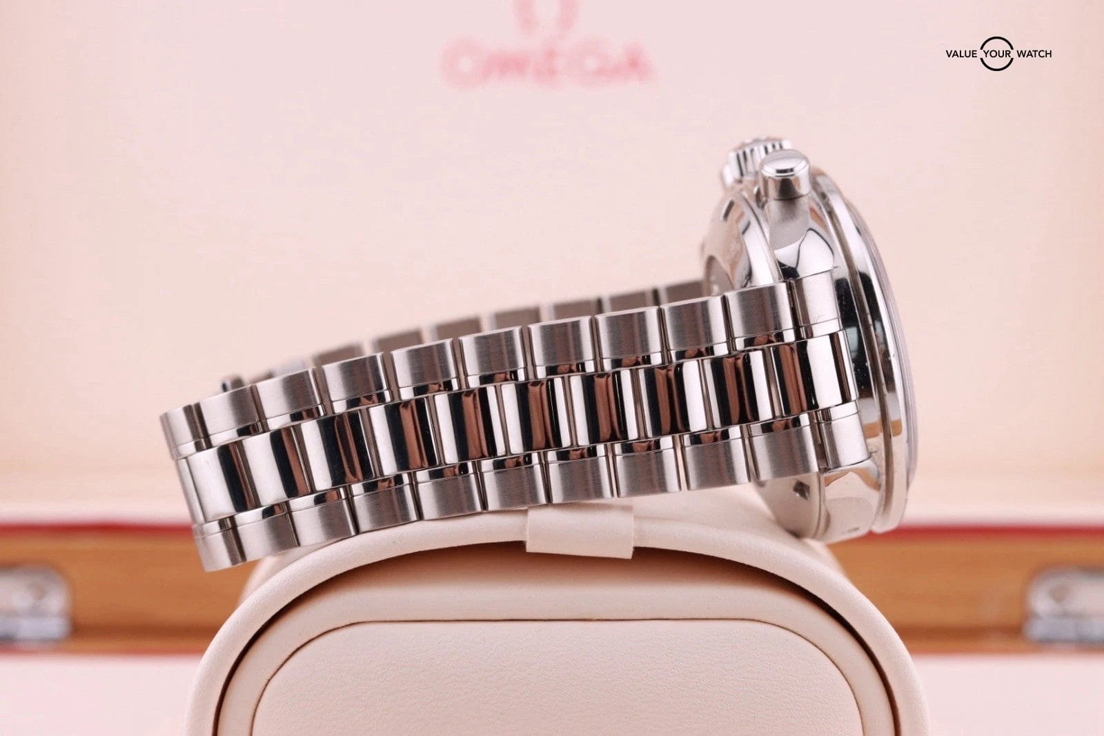 Omega Speedmaster 324.30.38.50.03.002 38mm Stainless Steel Blue Dial ...