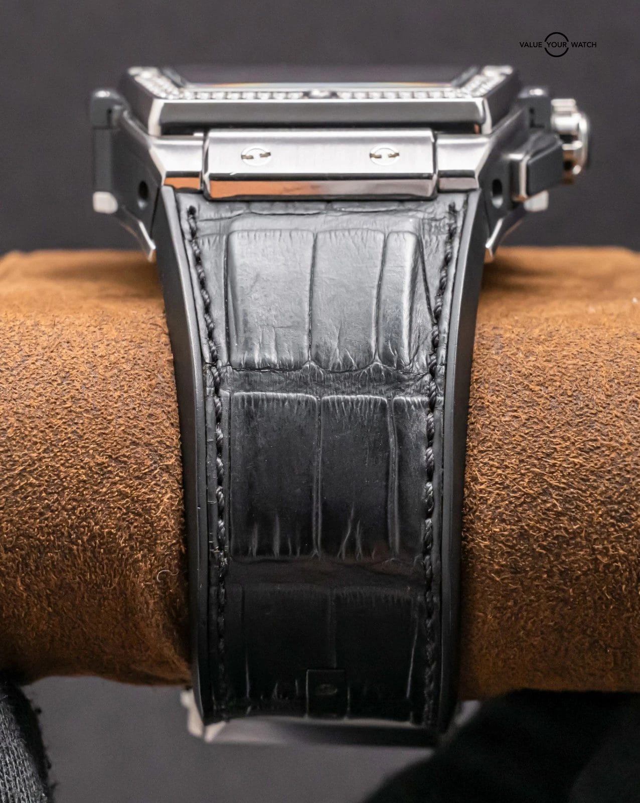 Hublot Spirit of Big Bang Titanium Diamonds 45mm Complete 601.NX.0173 ...